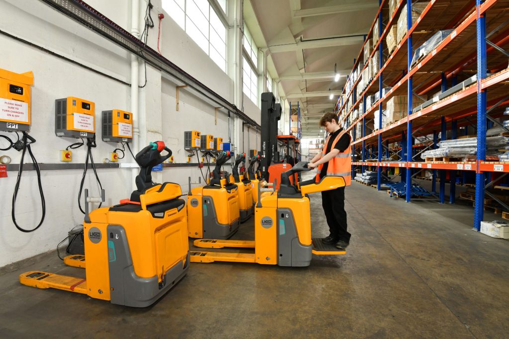 A Sustainable Future with Electric Warehouse Vehicles.