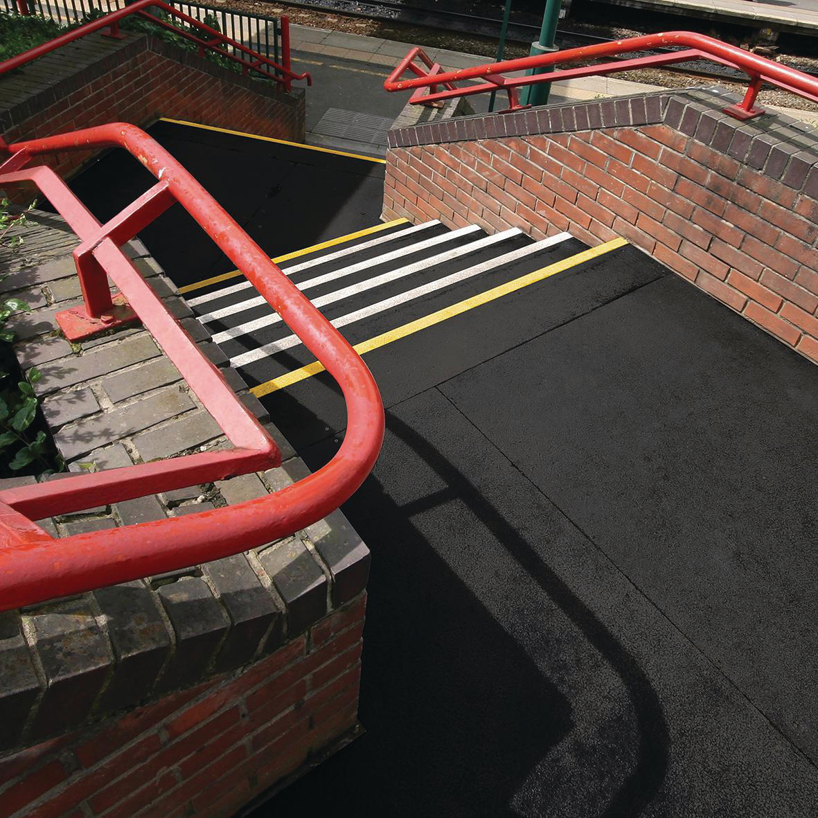 Buy Anti-Slip COBAGRiP® GRP Floor Sheets - Rapid Racking