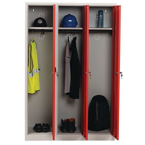 1 Door Locker on a Plinth - 300mm Wide