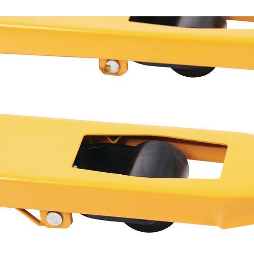 Hand Pallet Truck With Short 800mm Forks - 2000kg Capacity ...